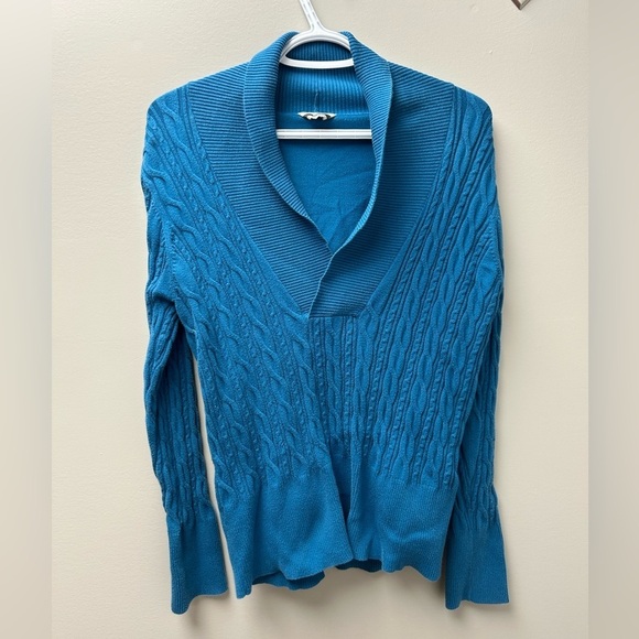 Denver Hayes | Sweaters | Denver Hayes Blue Cable Knit V Neck Sweater ...